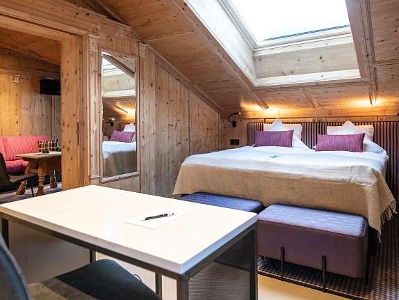 Rooms and suites » Tradition Julen Hotel Superior **** | Tradition ...